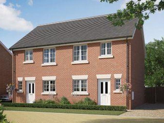 3 Bedrooms Semi detached house for sale in Colchester Road, Halstead Essex CO9