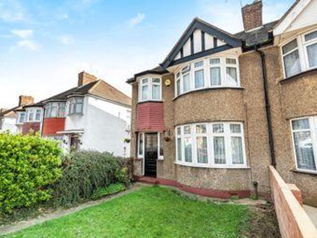 3 Bedrooms Semi detached house for sale in Colbrook Avenue, Hayes UB3