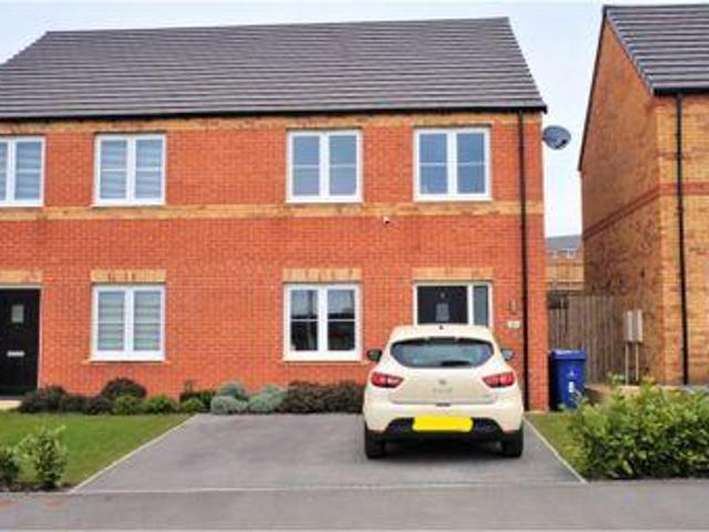 3 Bedrooms Semi detached house for sale in Collier Way, Mappelwell Barnsley S75