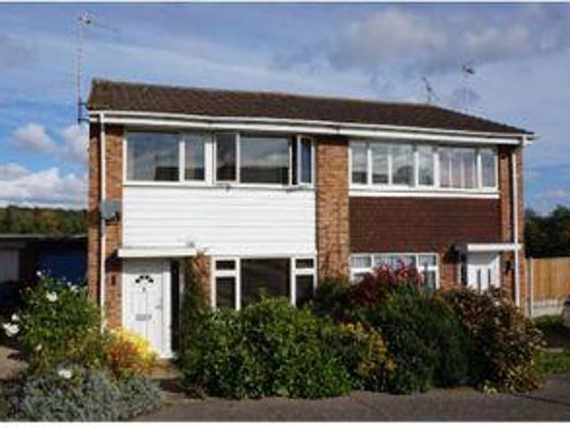 3 Bedrooms Semi detached house for sale in Collingwood Close, Braintree CM7