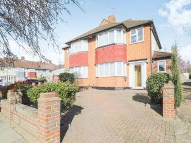 3 Bedrooms Semi detached house for sale in Conisborough Crescent, London SE6