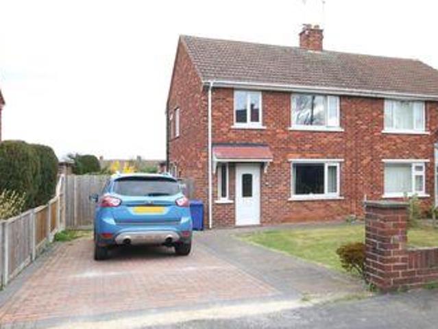 3 Bedrooms Semi detached house for sale in Copley Crescent, Scawsby, Doncaster DN5