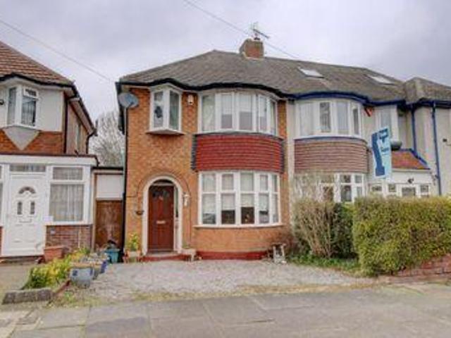 3 Bedrooms Semi detached house for sale in Corisande Road, Selly Oak, Birmingham B29