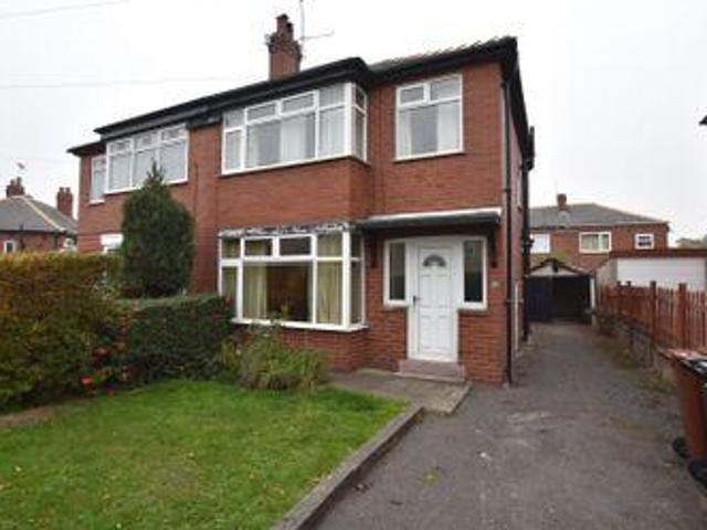 3 Bedrooms Semi detached house for sale in Calverley Lane, Leeds, West Yorkshire LS13