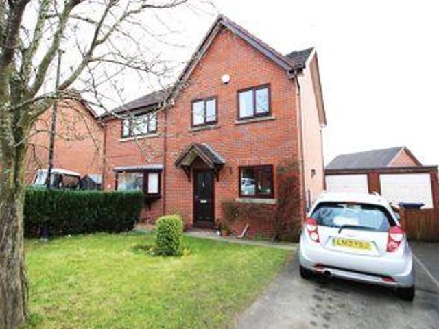 3 Bedrooms Semi detached house for sale in Cambridge Close, Gillow Heath, Staffordshire ST8