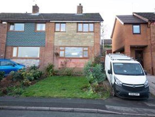 3 Bedrooms Semi detached house for sale in Cambridge Drive, Newcastle, Staffordshire ST5