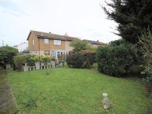 3 Bedrooms Semi detached house for sale in Canberra Crescent, Dagenham RM10