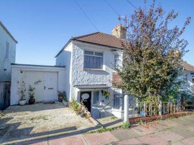 3 Bedrooms Semi detached house for sale in Carlyle Avenue, Brighton BN2