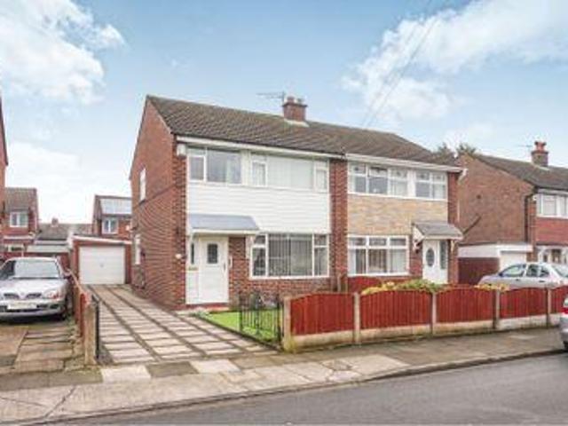 3 Bedrooms Semi detached house for sale in Carr Street, Leigh WN7