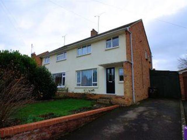 3 Bedrooms Semi detached house for sale in Castlefields Avenue, Charlton Kings, Cheltenham GL52