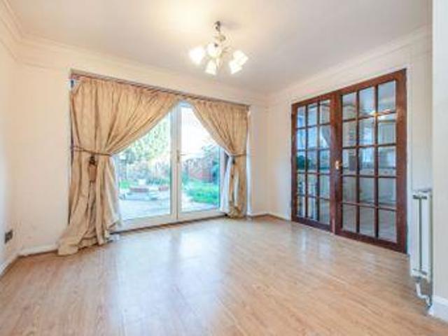 3 Bedrooms Semi detached house for sale in Cedar Lawn Avenue, Barnet EN5