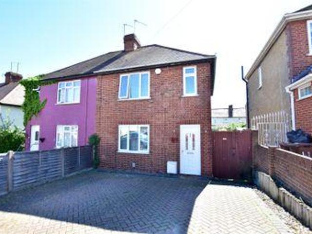 3 Bedrooms Semi detached house for sale in Cedar Road, Strood, Rochester ME2