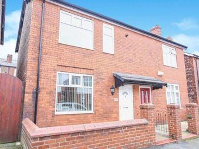 3 Bedrooms Semi detached house for sale in Celtic Street, Offerton, Stockport, Cheshire SK1