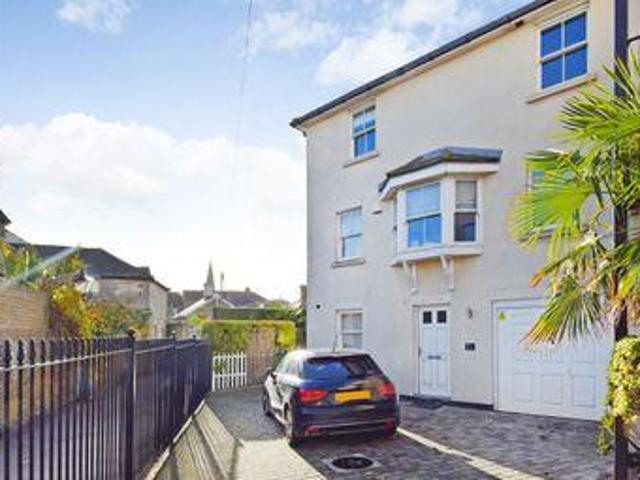 3 Bedrooms Semi detached house for sale in Central Parade, Herne Bay CT6