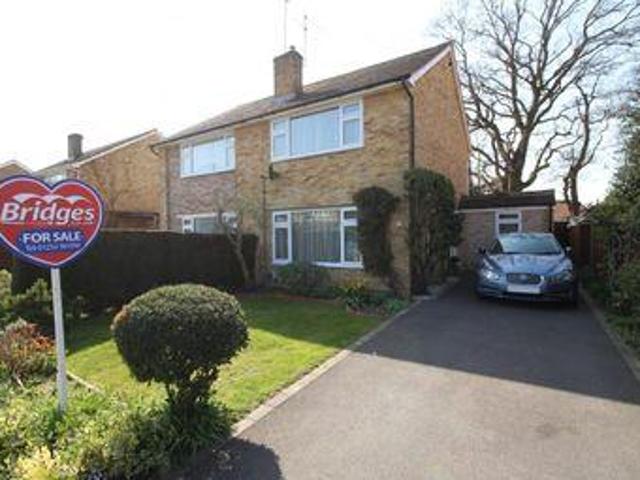 3 Bedrooms Semi detached house for sale in Church Crookham, Fleet GU52