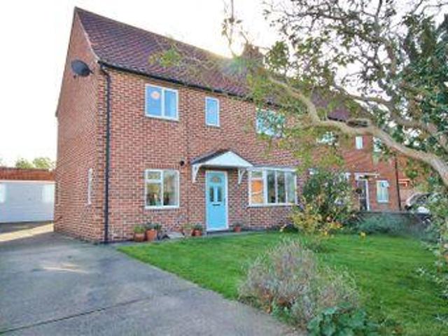 3 Bedrooms Semi detached house for sale in Church Lane, Wheldrake, York YO19