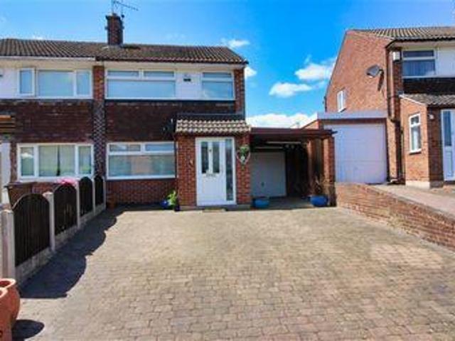 3 Bedrooms Semi detached house for sale in Church View, Aston, Sheffield, Rotherham S26