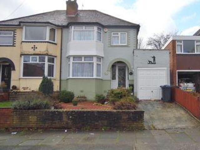 3 Bedrooms Semi detached house for sale in Chadwick Avenue, Rednal, Birmingham B45