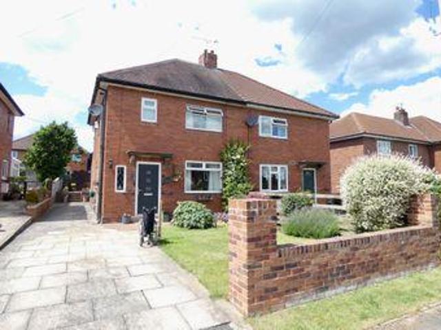 3 Bedrooms Semi detached house for sale in Chapel Lane, Barwick In Elmet, Leeds LS15