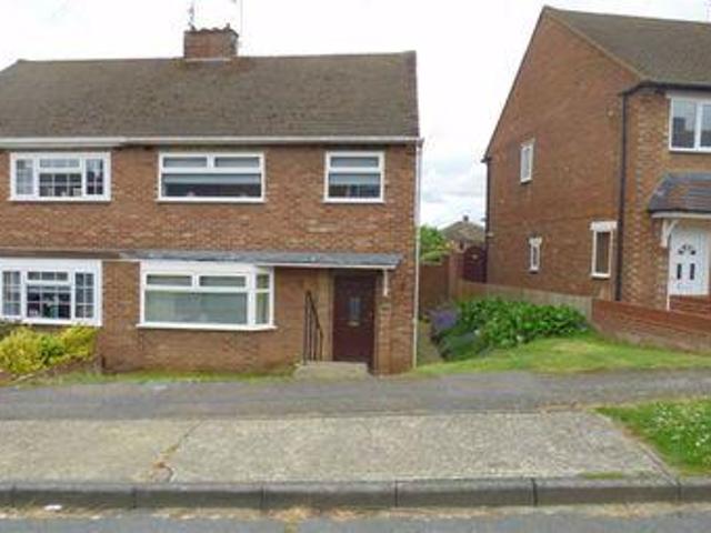 3 Bedrooms Semi detached house for sale in Chapter Road, Strood, Rochester ME2