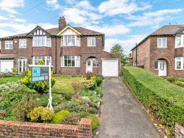 3 Bedrooms Semi detached house for sale in Chester Road, Stockton Heath, Warrington WA4