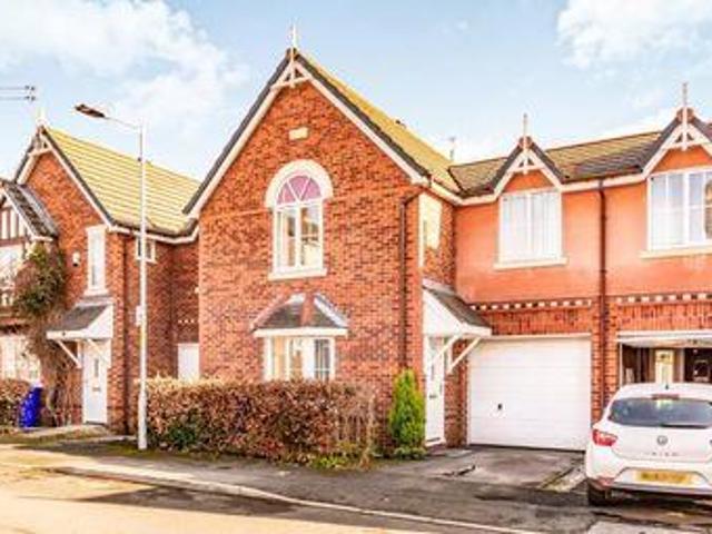 3 Bedrooms Semi detached house for sale in Chervil Close, Fallowfield, Manchester, Greater Manchester M14