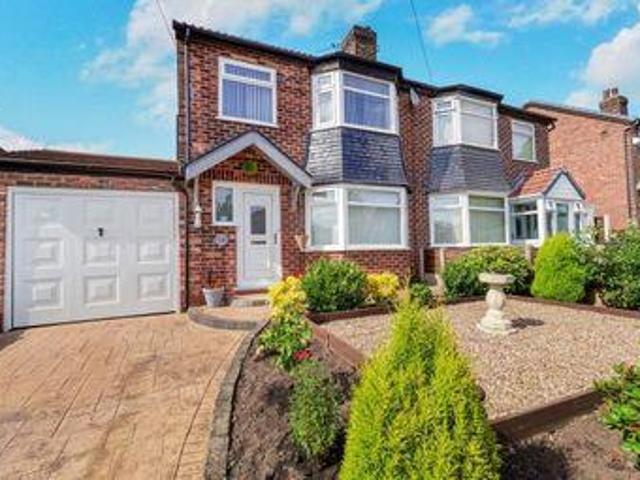 3 Bedrooms Semi detached house for sale in Cholmondeley Road, Salford, Greater Manchester M6