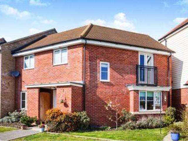 3 Bedrooms Semi detached house for sale in Clark Drive, St. Neots PE19