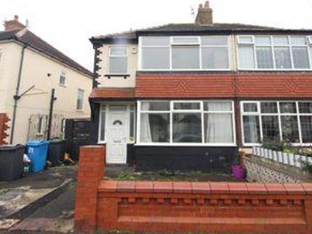3 Bedrooms Semi detached house for sale in Clegg Avenue, Thornton Cleveleys FY5