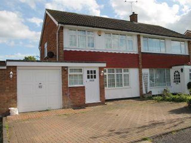 3 Bedrooms Semi detached house for sale in Clifton Rise, Windsor SL4