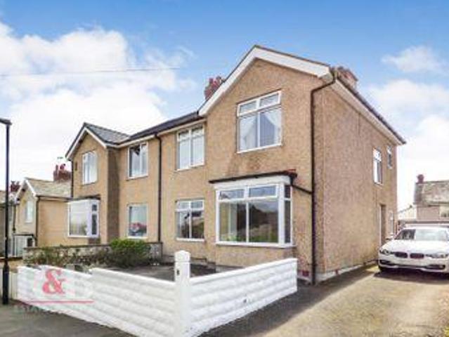 3 Bedrooms Semi detached house for sale in Craiglands Avenue, Heysham, Morecambe LA3