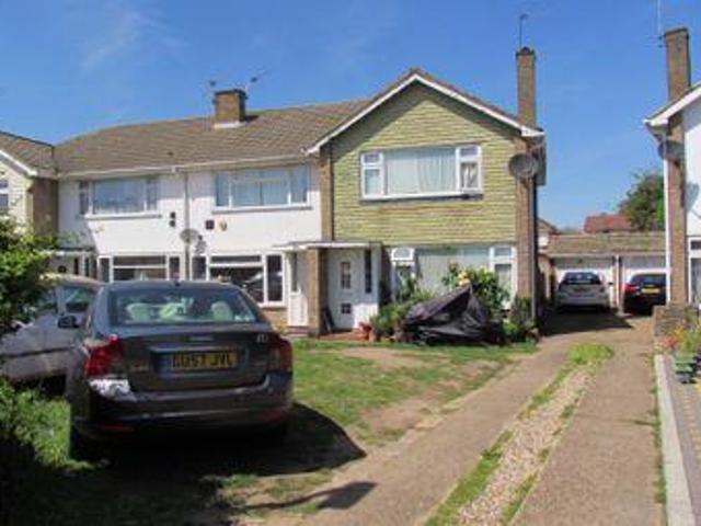 3 Bedrooms Semi detached house for sale in Craneswater, Harlington UB3
