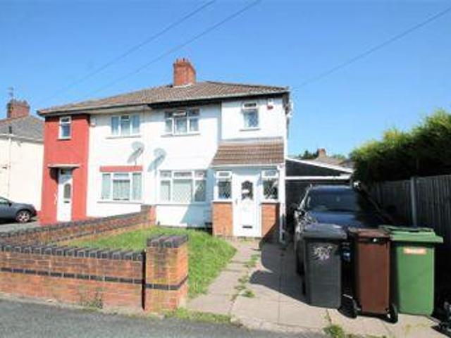 3 Bedrooms Semi detached house for sale in Crathorne Avenue, Wolverhampton WV10
