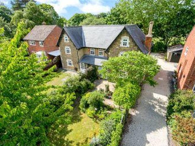 3 Bedrooms Semi detached house for sale in Craven Villas, Faringdon Road, Kingston Bagpuize, Abingdon OX13