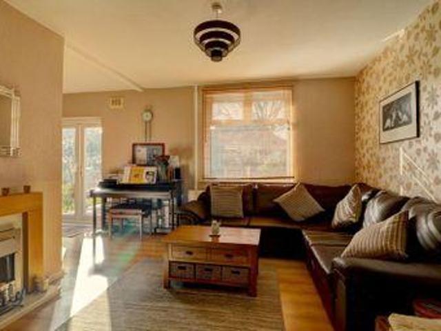 3 Bedrooms Semi detached house for sale in Cravendale Avenue, Nelson BB9