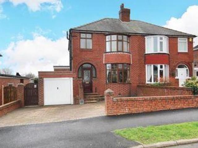 3 Bedrooms Semi detached house for sale in Creswick Greave, Grenoside, Sheffield, South Yorkshire S35