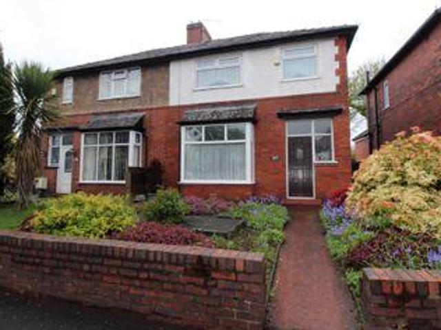 3 Bedrooms Semi detached house for sale in Crompton Way, Bolton BL2