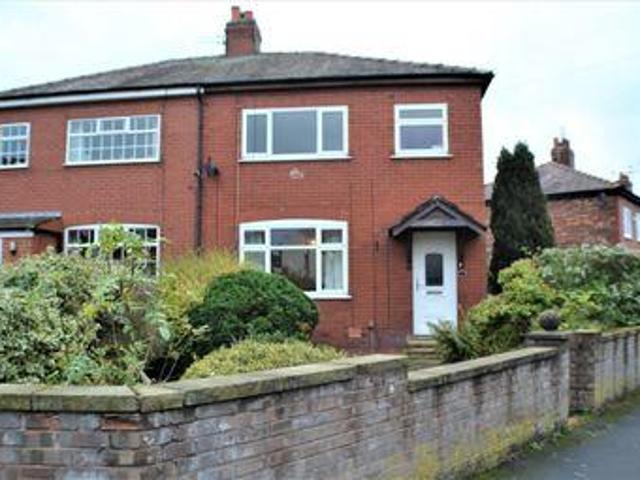 3 Bedrooms Semi detached house for sale in Crown Street, Farington PR25
