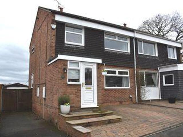 3 Bedrooms Semi detached house for sale in Cumberland Close, Westwood, Nottingham NG16