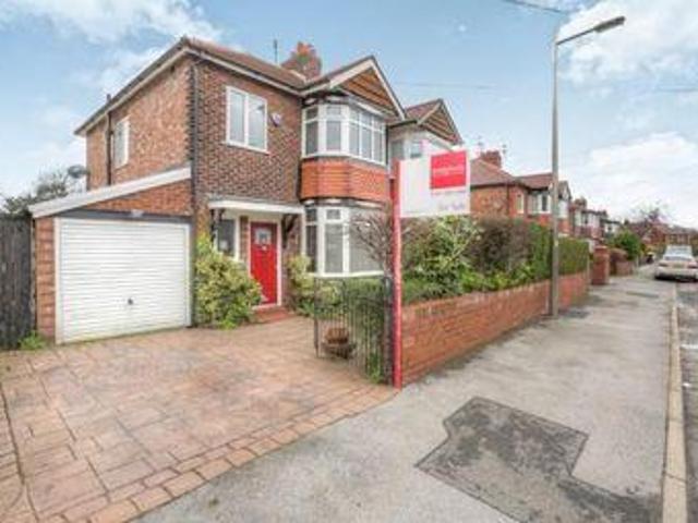 3 Bedrooms Semi detached house for sale in Curzon Road, Offerton, Stockport, Cheshire SK2