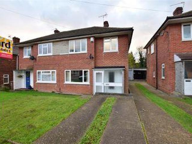 3 Bedrooms Semi detached house for sale in Abbey Road, Strood, Rochester, Kent ME2