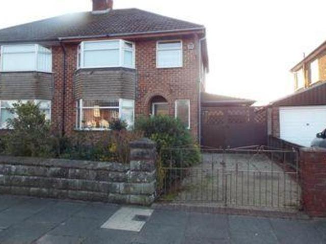 3 Bedrooms Semi detached house for sale in Acre Lane, Bromborough, Wirral, Merseyside CH62