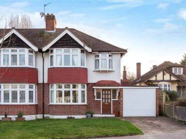 3 Bedrooms Semi detached house for sale in Addisons Close, Croydon CR0