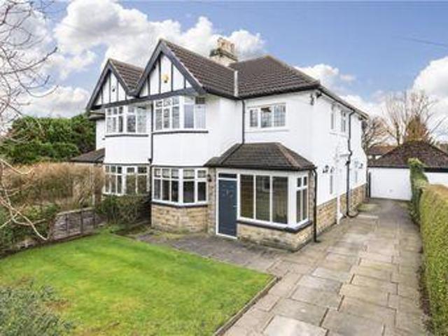 3 Bedrooms Semi detached house for sale in Alwoodley Lane, Leeds, West Yorkshire LS17