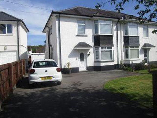 3 Bedrooms Semi detached house for sale in Alder Avenue, Ystradgynlais, Swansea, City And County Of Swansea. SA9
