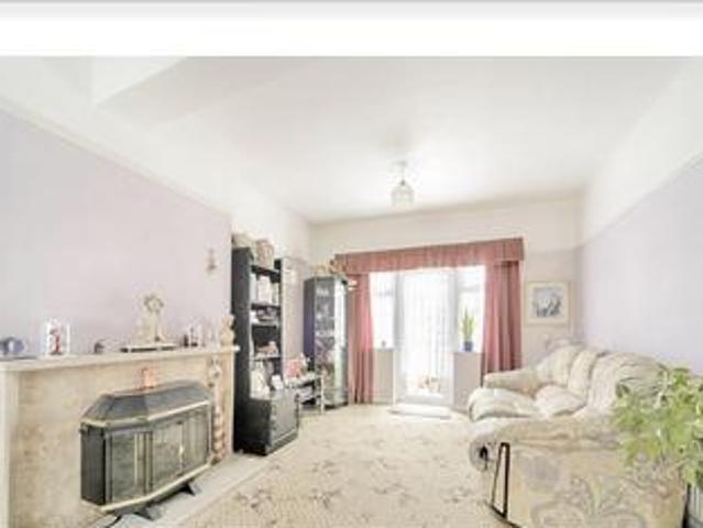 3 Bedrooms Semi detached house for sale in Allerford Road, London SE6