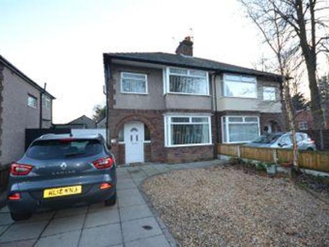 3 Bedrooms Semi detached house for sale in Allport Road, Bromborough, Wirral CH62