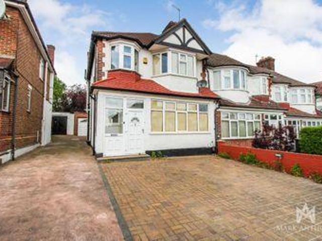 3 Bedrooms Semi detached house for sale in Arnos Road, London N11