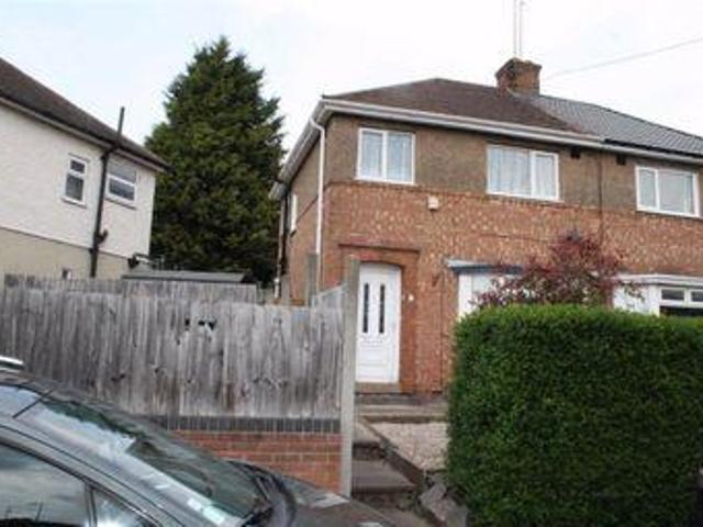 3 Bedrooms Semi detached house for sale in Astill Drive, Leicester LE4