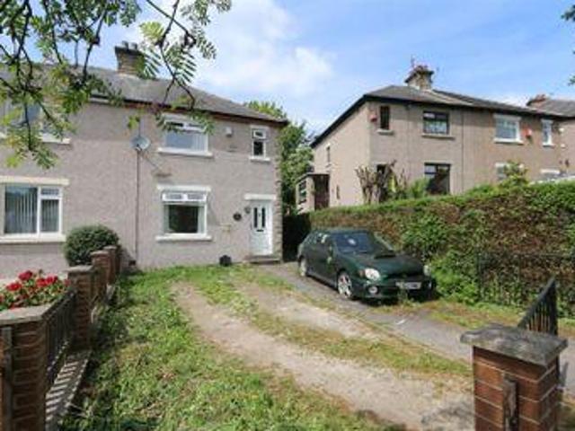 3 Bedrooms Semi detached house for sale in Ashbourne Crescent, Bradford BD2